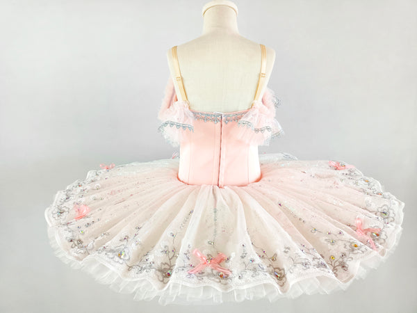 Rose Bud – Dancewear by Patricia